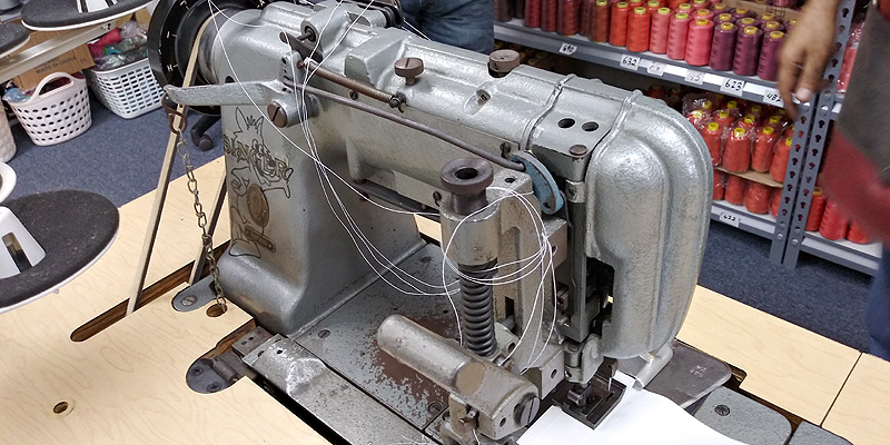 Apparel Machines: SINGER 300W101 Double Needle Chainstitch Banner ...