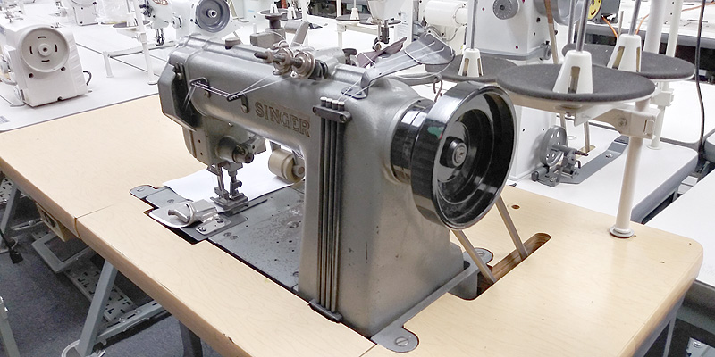 Apparel Machines: SINGER 300W101 Double Needle Chainstitch Banner ...